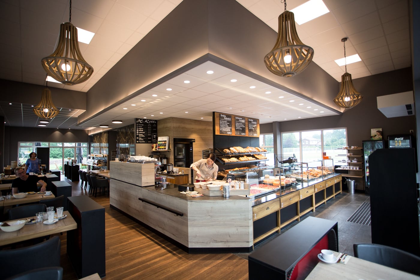 Bäckerei Köbbe Bäckerei & Café mit Back-Drive - Bäckerei Köbbe